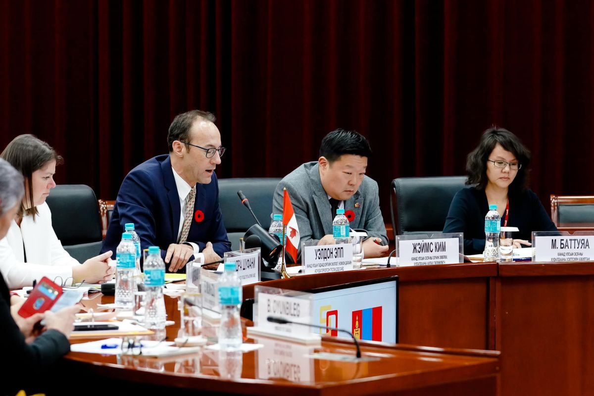 Монгол Канадын Засгийн газар хоорондын Дугуй ширээний уулзалт боллоо